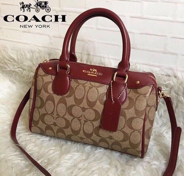 Coach Bennet Signature, Olshop Fashion, Olshop Wanita di Carousell