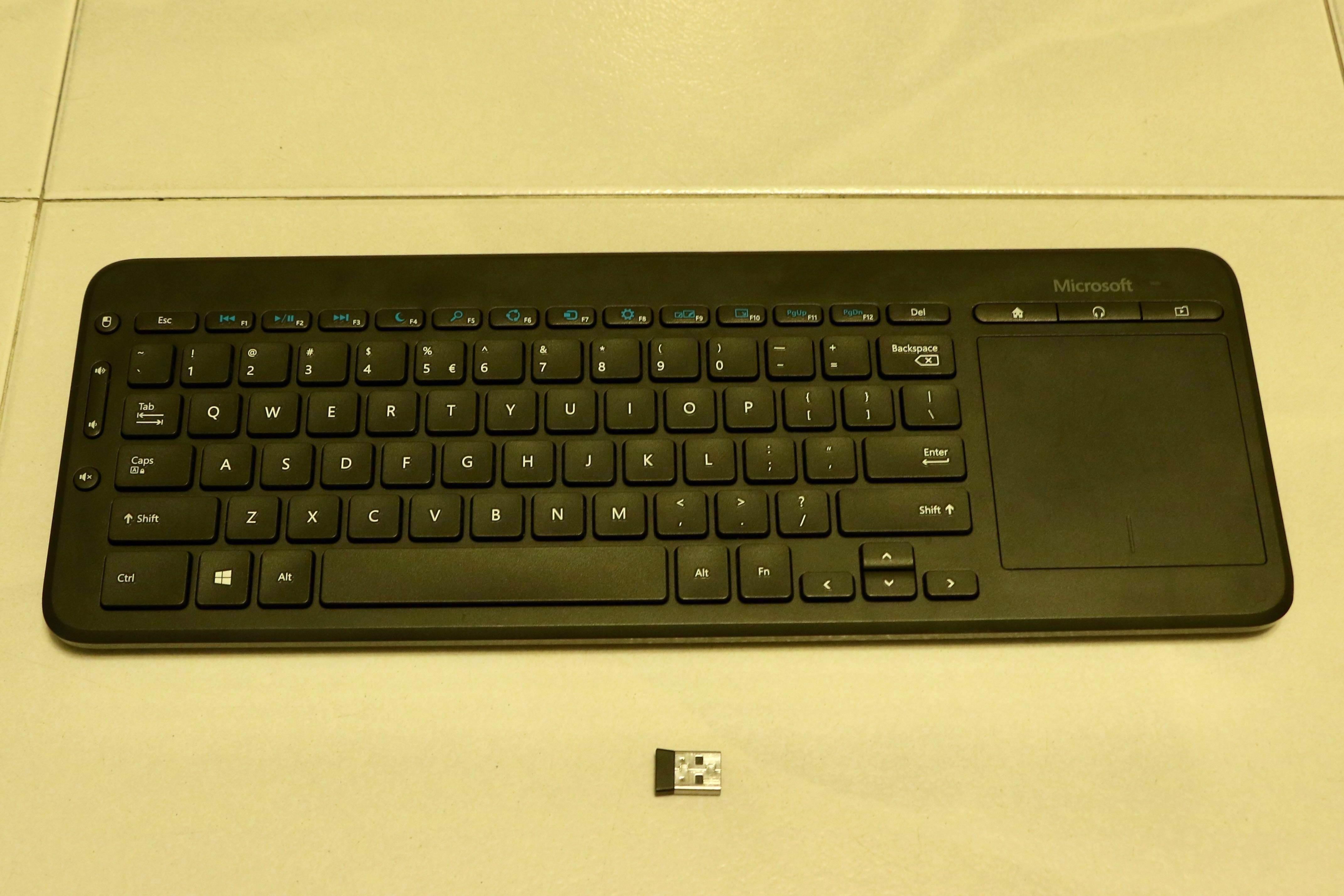 Microsoft All-in-One Media Wireless Keyboard, Computers & Tech, Parts ...