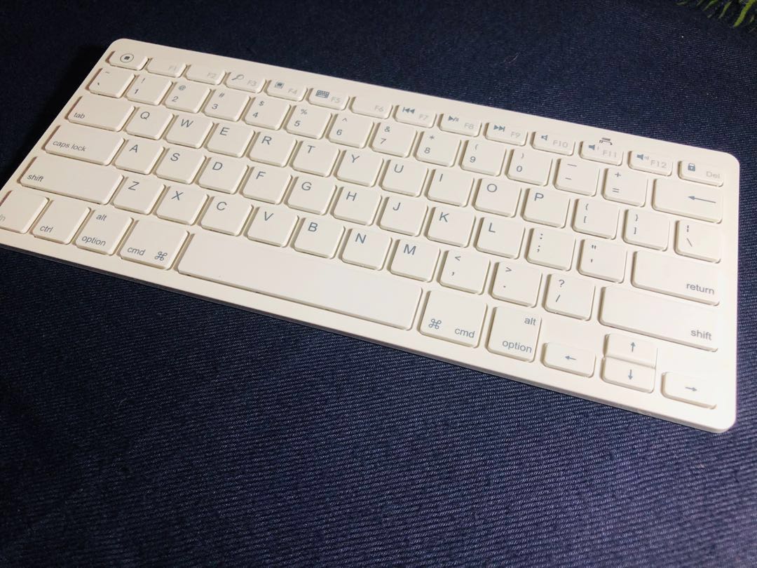 Miniso bluetooth keyboard, Computers & Tech, Parts & Accessories ...