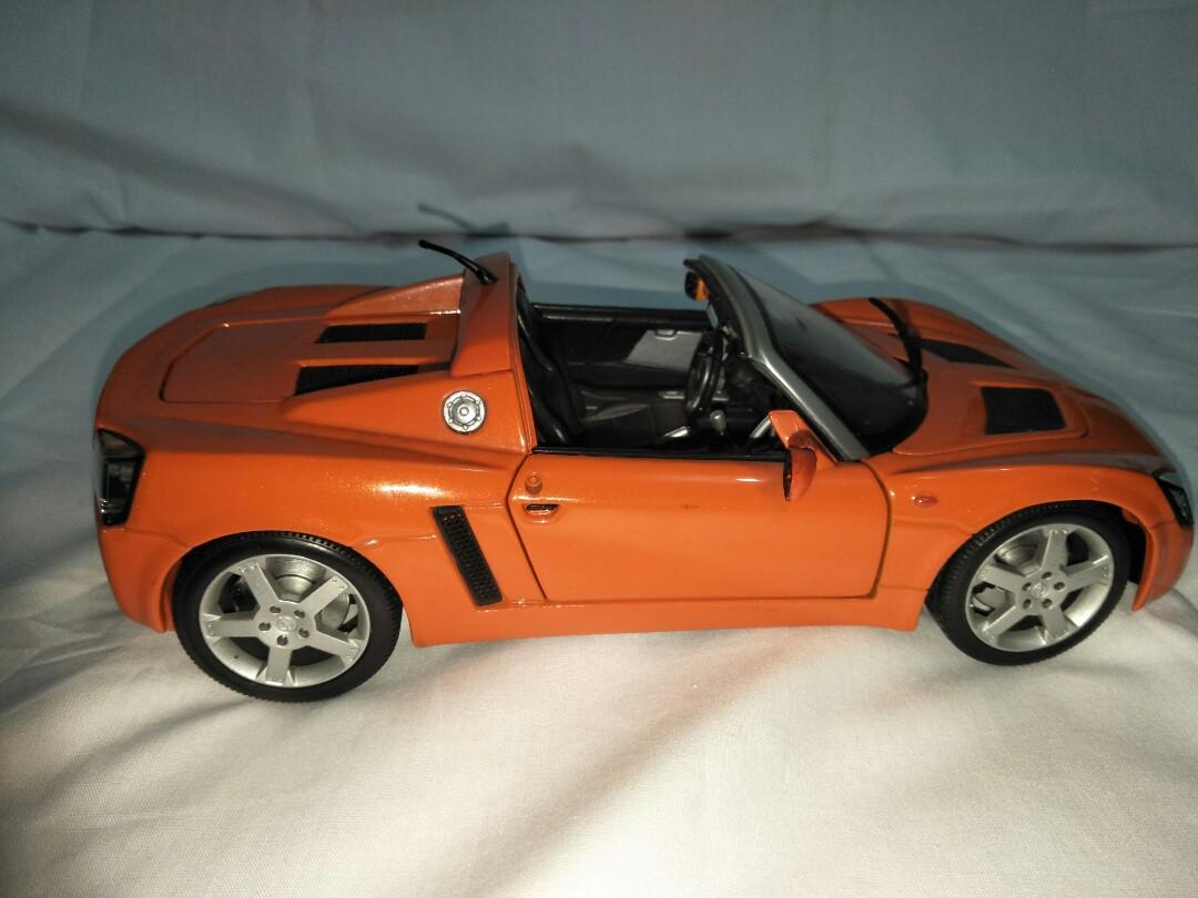 Mobil Opel Speedster, Toys & Collectibles, Mainan di Carousell