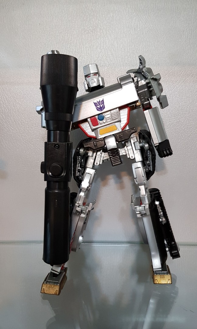 MP5 Transformers Masterpiece Megatron, Hobbies & Toys, Toys & Games on ...