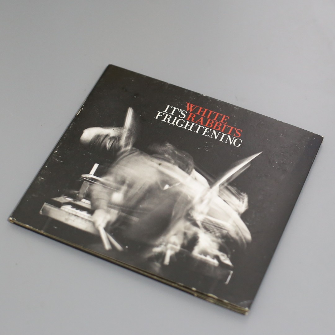 white rabbit It's frightening album, Hobbies & Toys, Music & Media, CDs ...