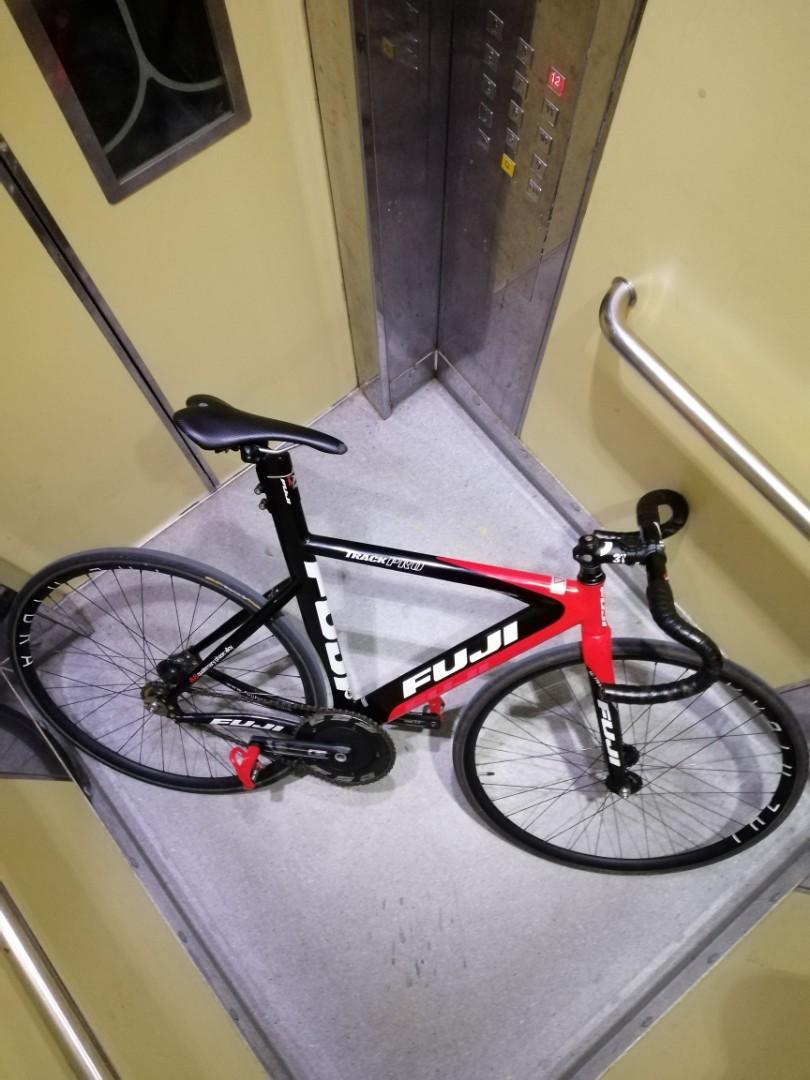 Fuji track pro frameset, Bicycles & PMDs, Bicycles, Fixies on Carousell