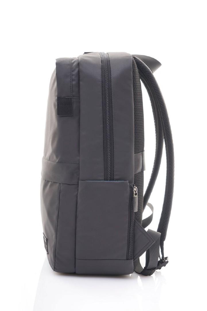 Samsonite Varsity Backpack II, Men's Fashion, Bags, Backpacks on Carousell