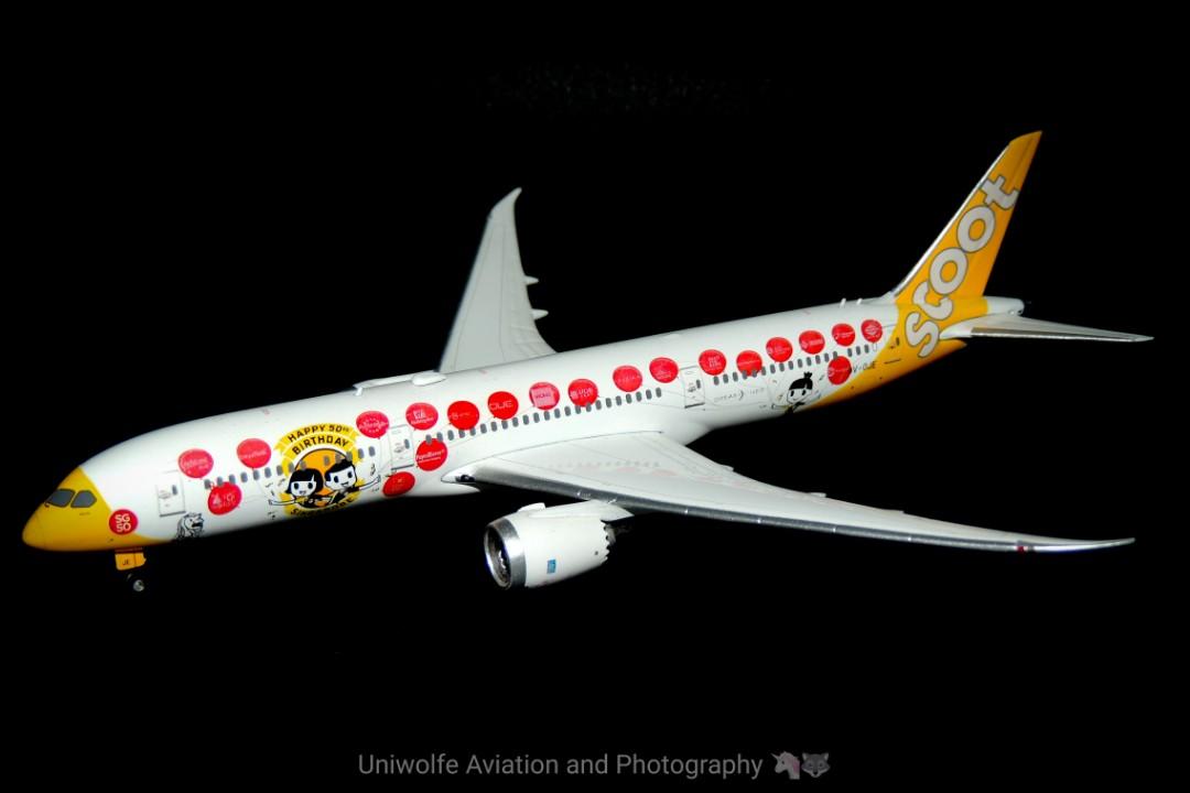 [RARE] Scoot Boeing 787-9 SG50 Livery 1:400, Hobbies & Toys, Toys ...