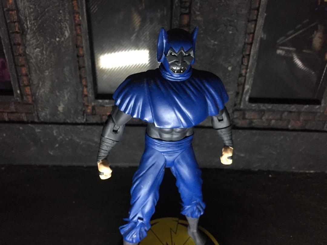 DC Direct Batman Knightfall Mask of Tengu Batman, Hobbies & Toys ...