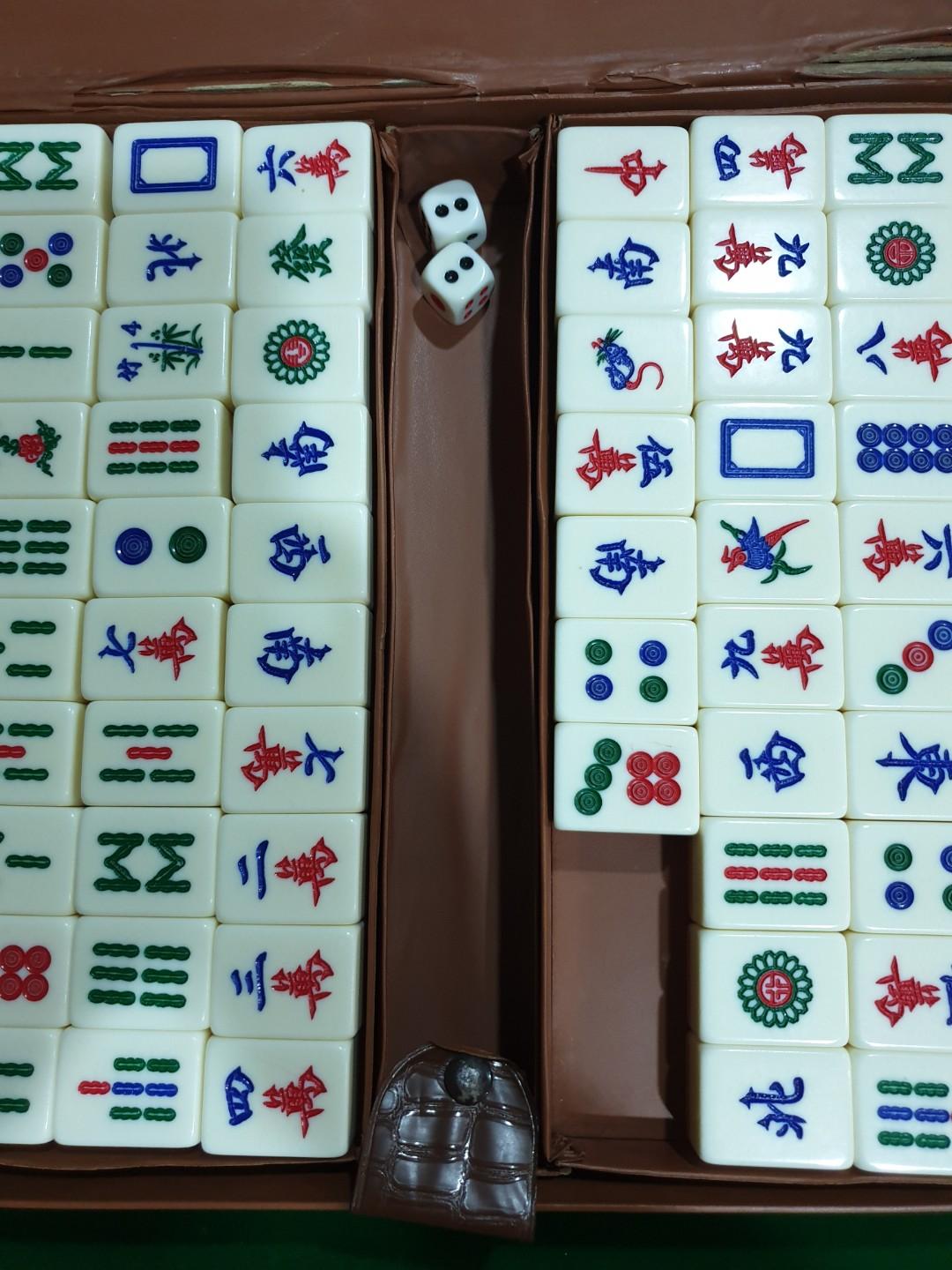 Mahjong Table with chairs and 1 complete sets of MJ Tiles, Furniture ...