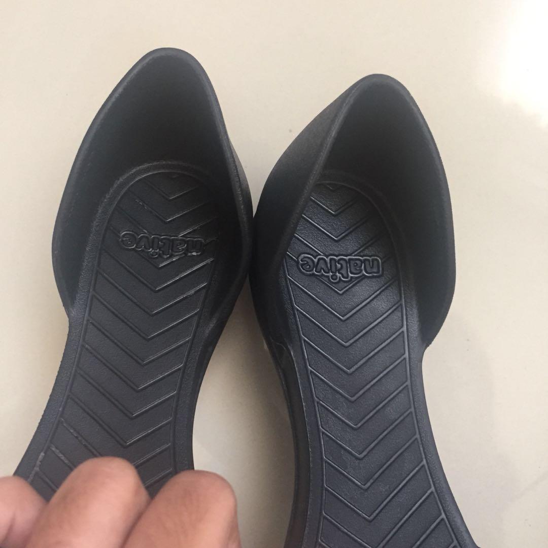 Native Audrey Flats, Women's Fashion, Footwear, Flats & Sandals on ...