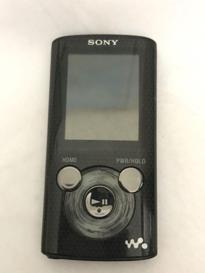 Sony Mp3 player, Hobbies & Toys, Music & Media, CDs & DVDs on Carousell