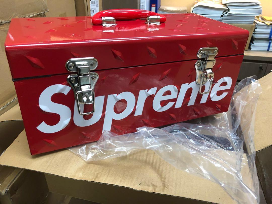 Supreme Diamond Plate Tool Box toolbox, 名牌, 服裝 - Carousell