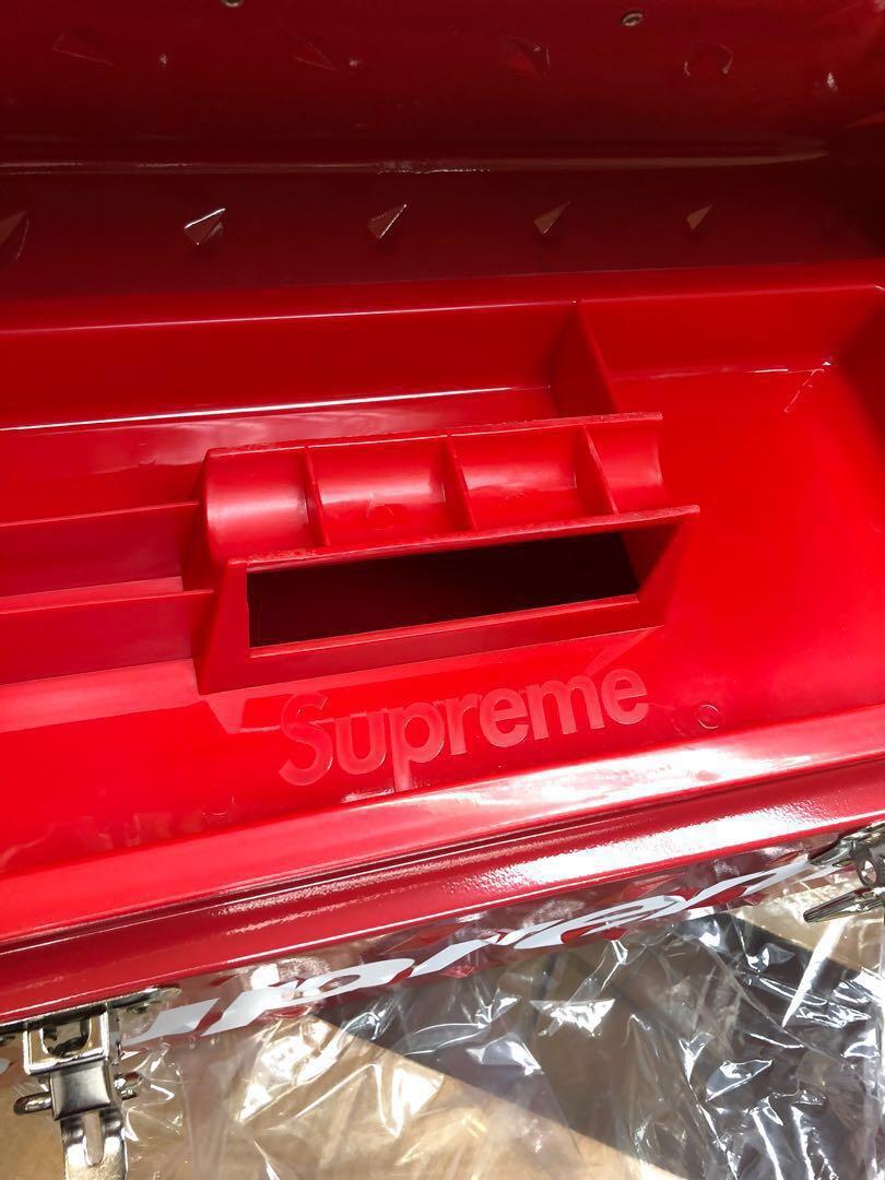 Supreme Diamond Plate Tool Box toolbox, 名牌, 服裝 - Carousell