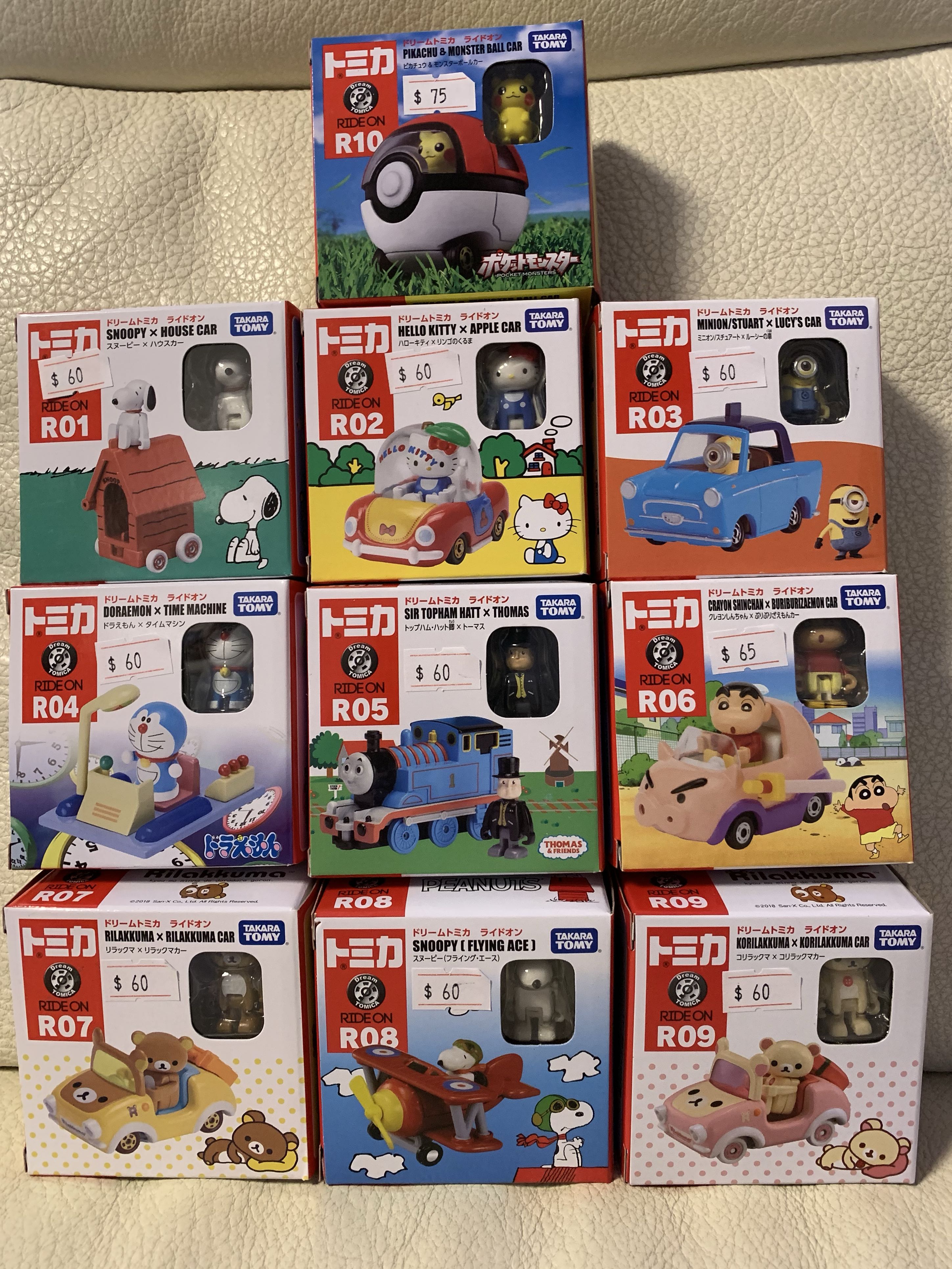 Tomica 全新日版 Ride On R01 R01 R03 R04 R05 R06 R07 R08 R09 R10 pikachu snoopy kitty minion doraemon ...