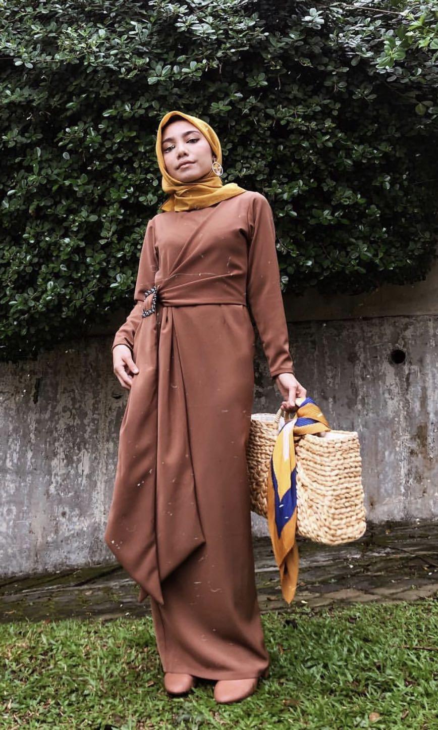 PETRA alila dress in brown, Women's Fashion, Tops, Blouses on Carousell