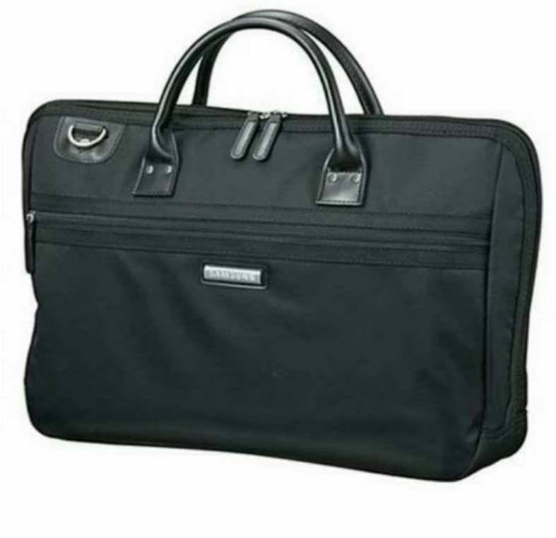 Samsung black laptop bag, Men's Fashion, Bags, Briefcases on Carousell