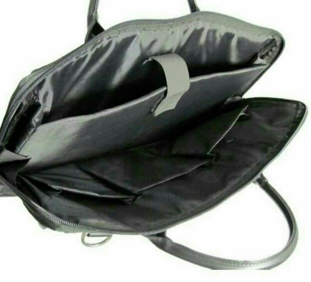 Samsung black laptop bag, Men's Fashion, Bags, Briefcases on Carousell