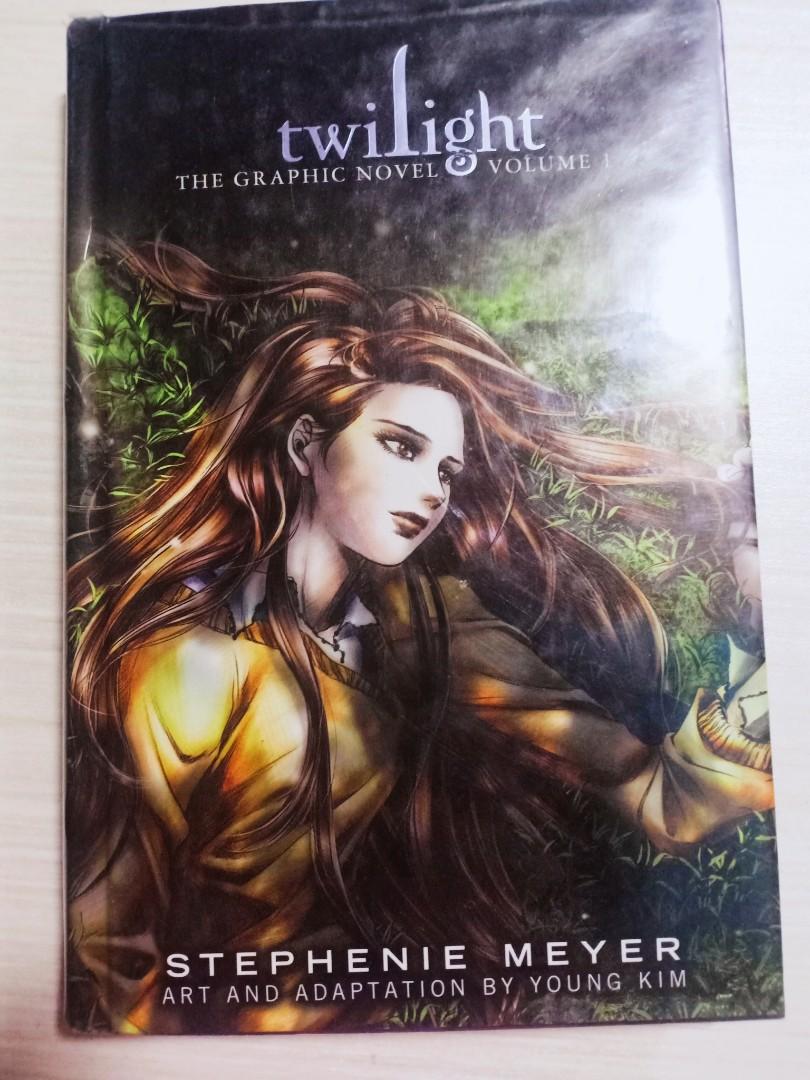 Twilight Graphic Novel Vol. 1, Hobbies & Toys, Books & Magazines ...