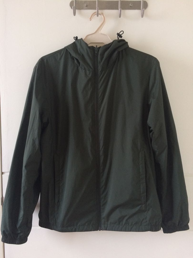 Uniqlo Men Reversible Parka Dark Green, Men's Fashion, Coats, Jackets ...