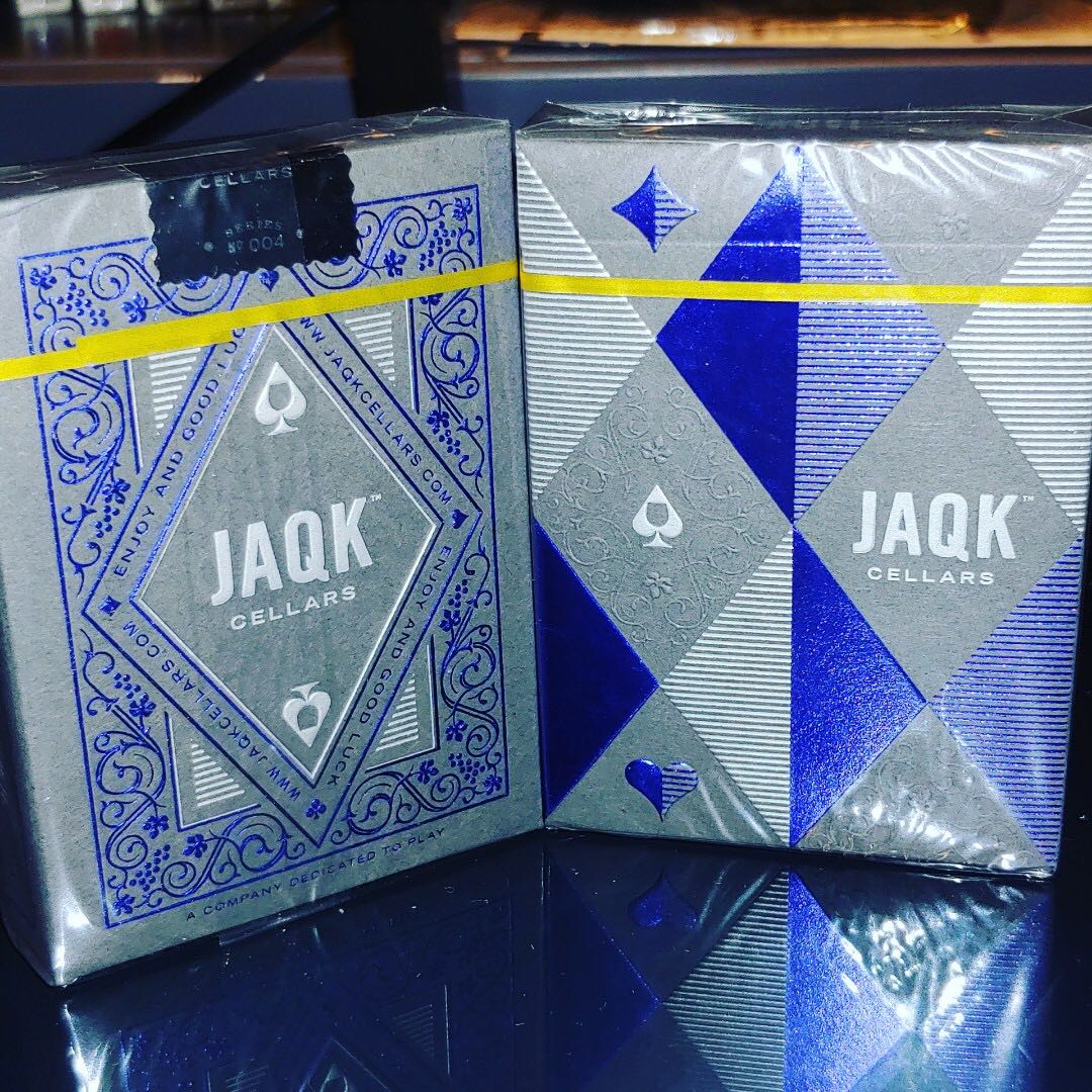 [絕版] JAQK Cellars Blue Playing Cards- 酒廠啤牌(藍), 興趣及遊戲, 收藏品及紀念品, 明星周邊 ...