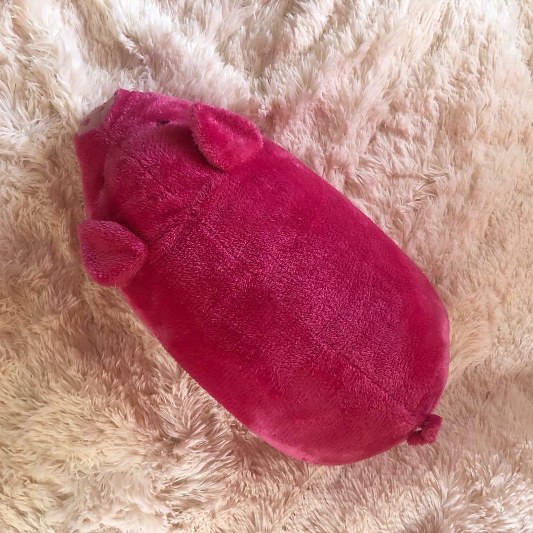 Magenta colored pig, Hobbies & Toys, Toys & Games on Carousell