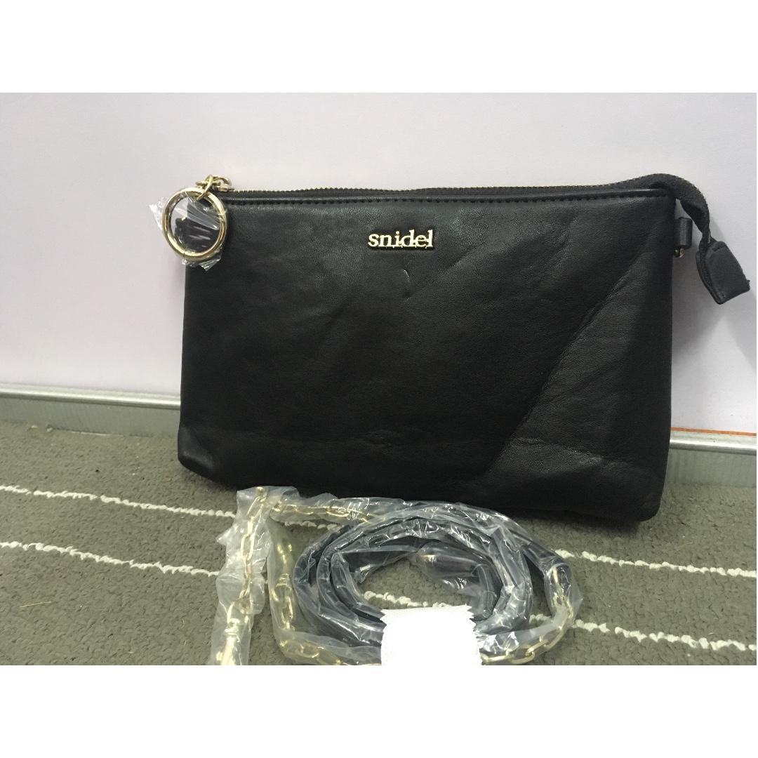 Snidel sling bag japan, Women's Fashion, Bags & Wallets, Cross-body ...