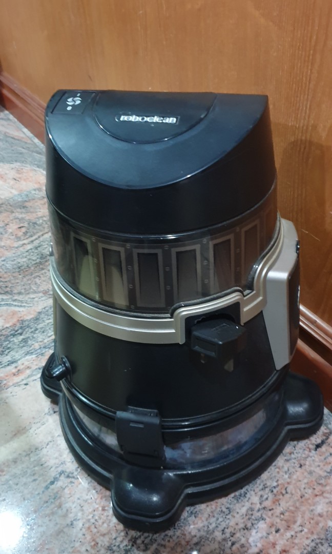 Roboclean Vacuum Cleaner, TV & Home Appliances, Vacuum Cleaner & Housekeeping on Carousell