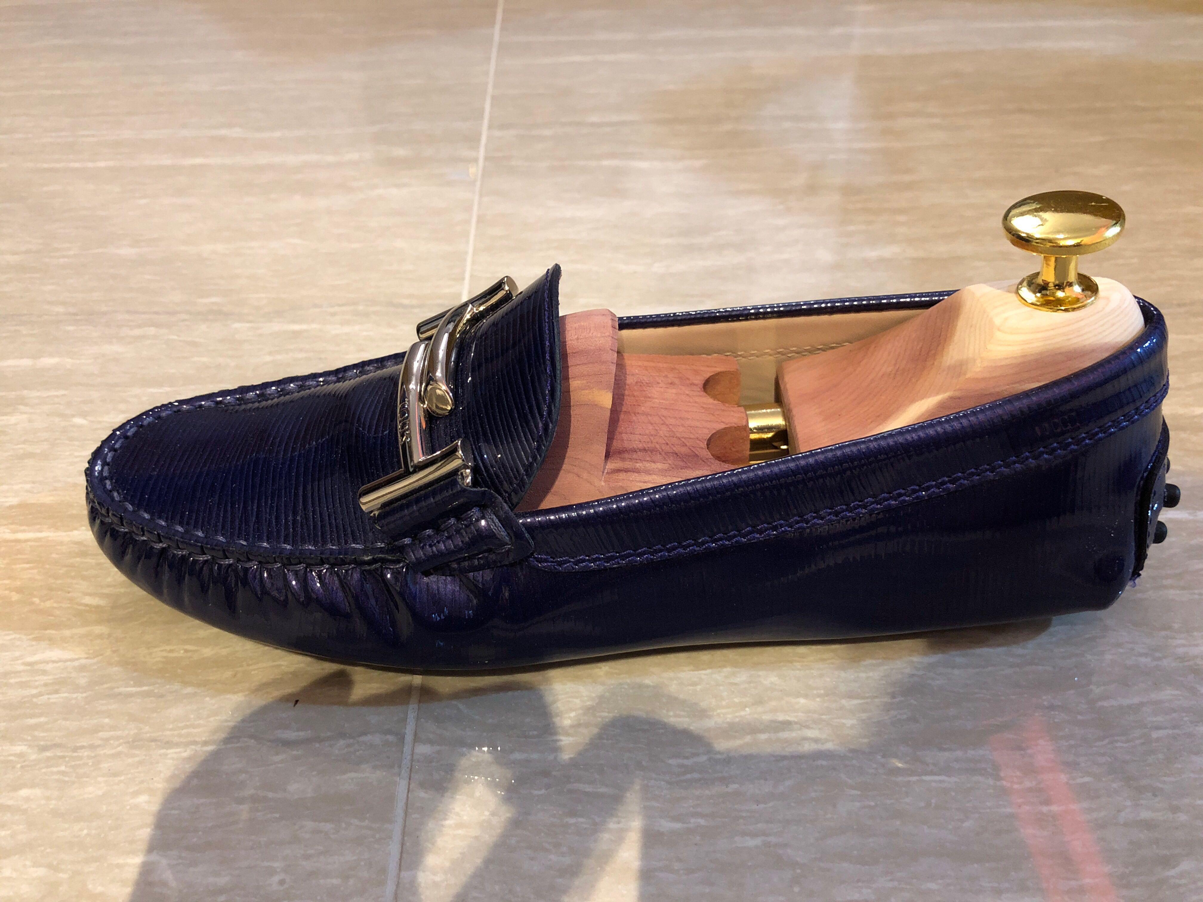 Unisex Cedar Wood Shoe Tree (made from original aromatic red cedar from ...