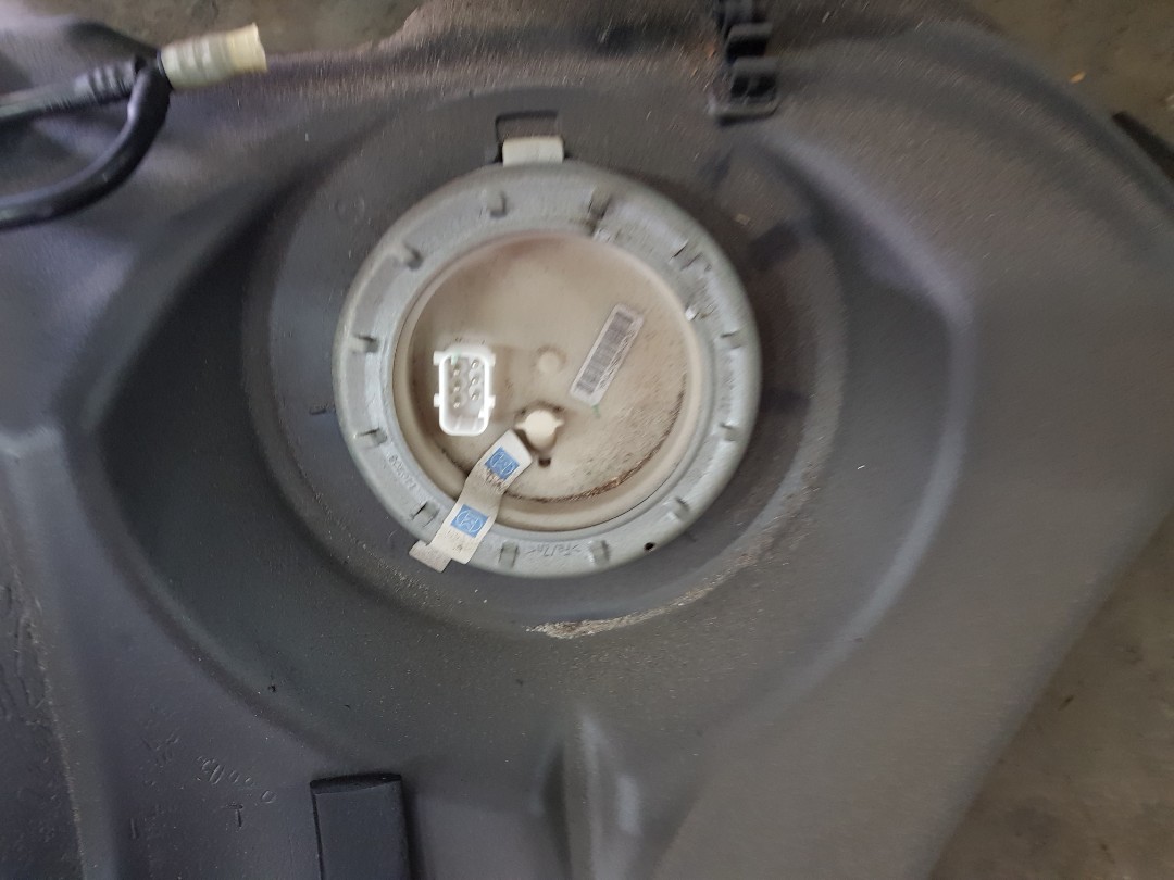 Bmw E60 Fuel Tank complete, Auto Accessories on Carousell