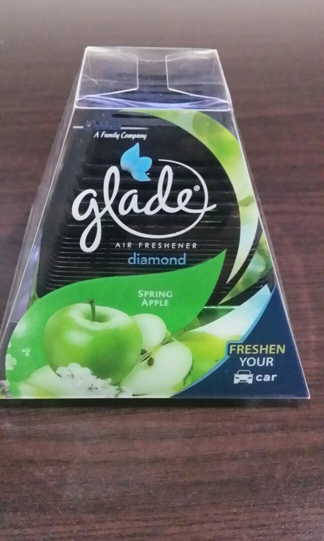 Glade air freshener diamond spring apple flavor, Car Accessories ...