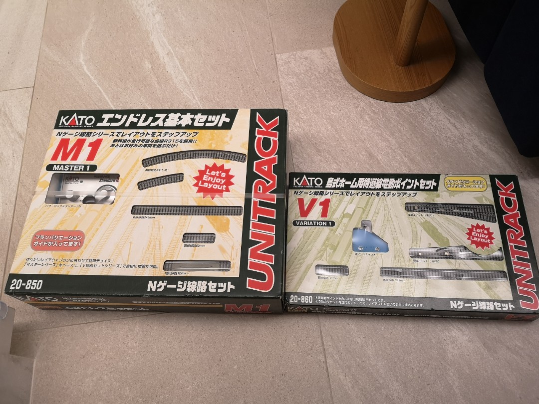 Kato unitrack M1 and V1, 興趣及遊戲, 玩具 & 遊戲類 - Carousell