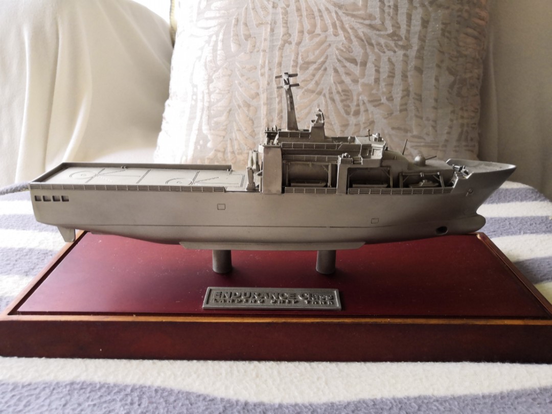 RSN Endurance Class Landing Ship Tank, Hobbies & Toys, Religious Items ...