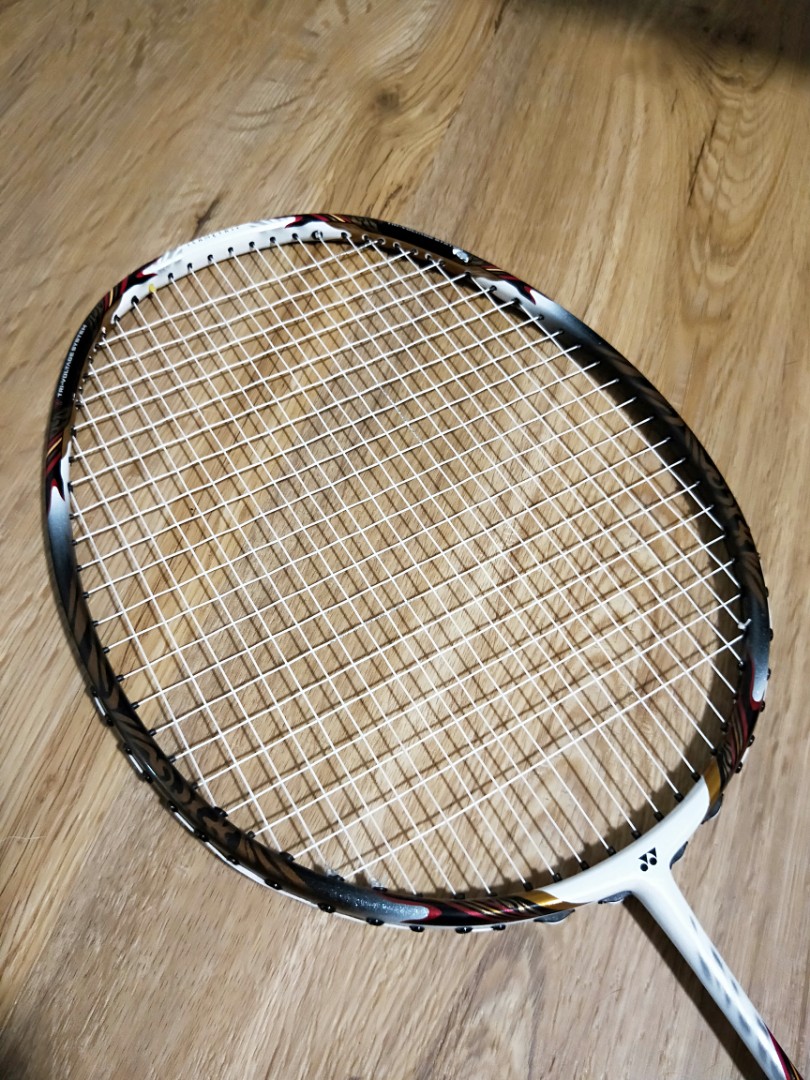 Yonex Voltric 80, Sports Equipment, Sports & Games, Racket & Ball ...