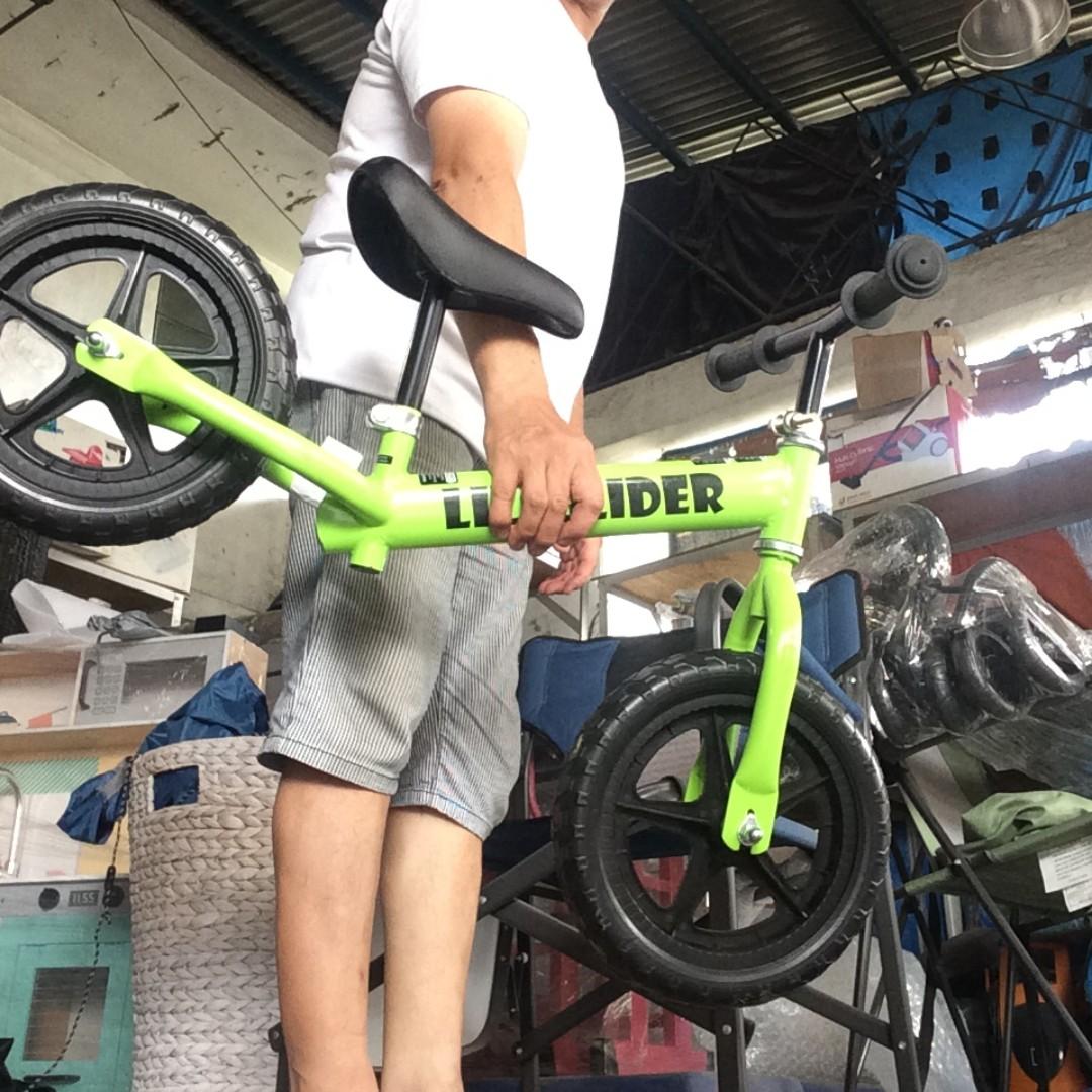Lil Glider Balance Bike Green, Sports Equipment, Bicycles & Parts, Bicycles on Carousell