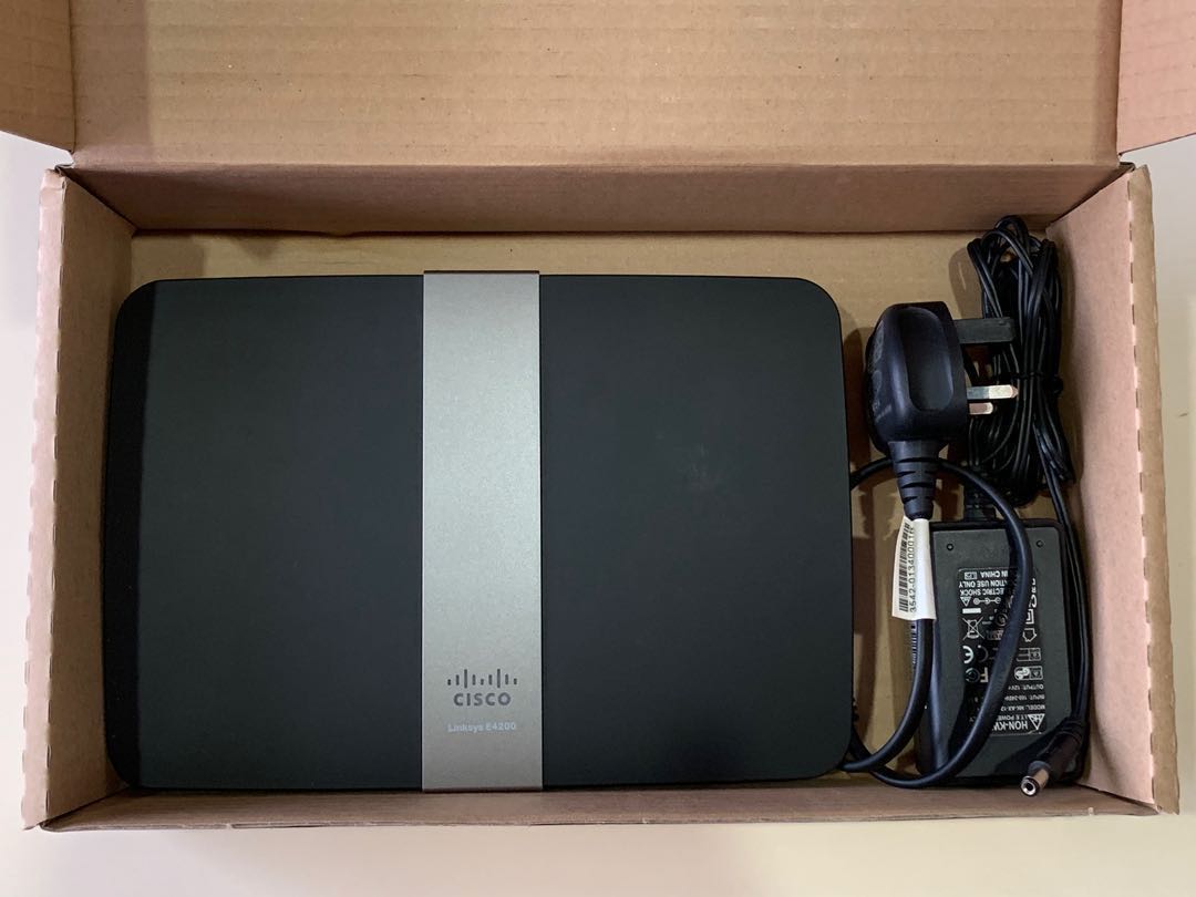 Linksys wifi router E4200, Computers & Tech, Parts & Accessories ...