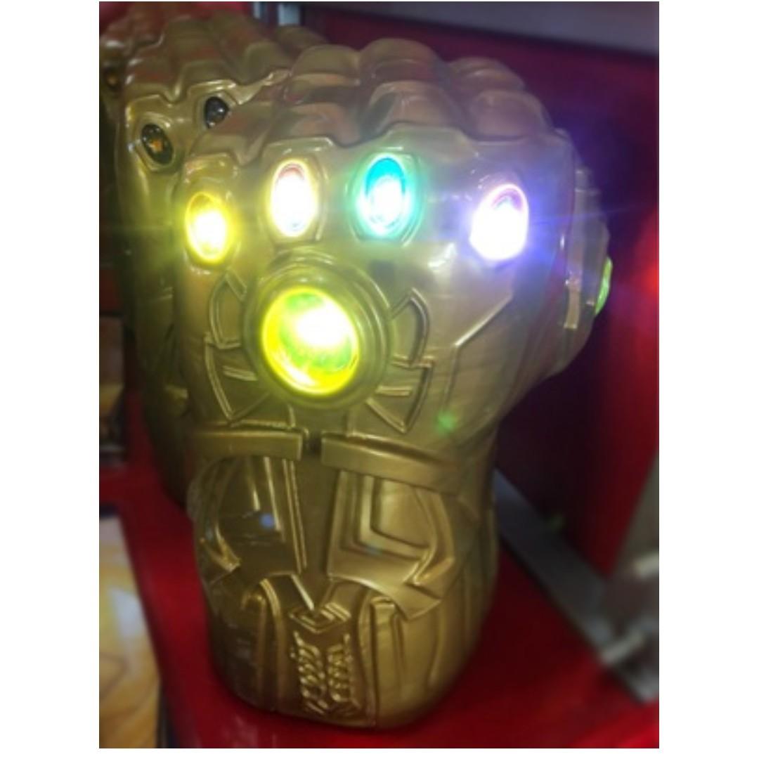 Marvel Infinity War Thanos Gauntlet Popcorn bucket, Hobbies & Toys ...