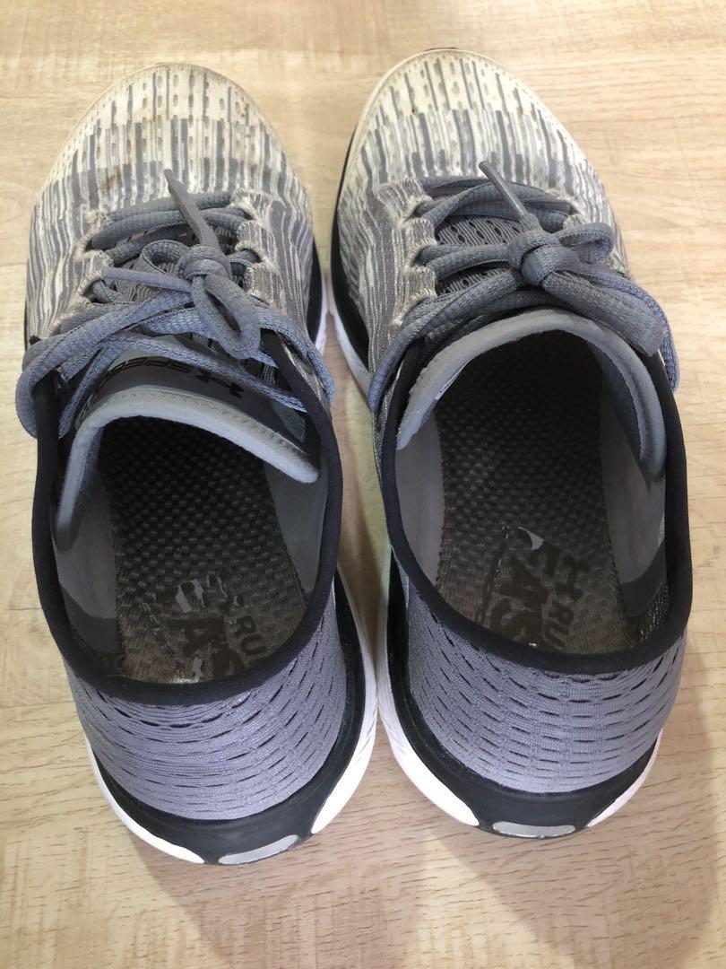 Under armour speed foam velociti, Men's Fashion, Footwear, Sneakers on ...