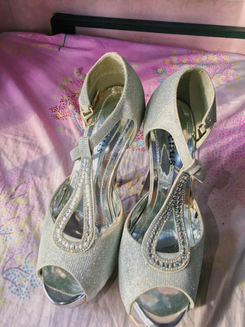 Venus Pageant Heels, Women's Fashion, Footwear, Heels on Carousell