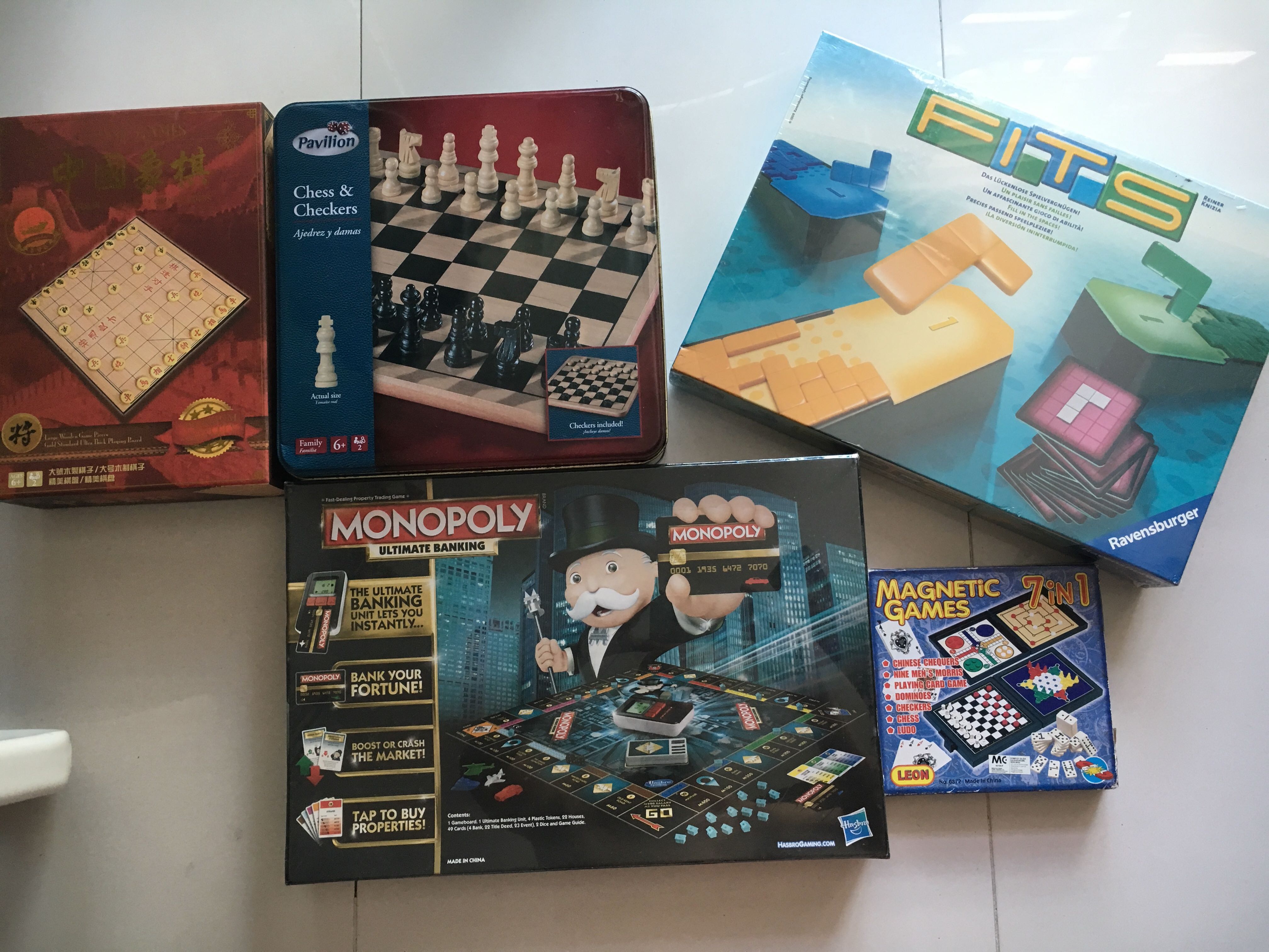 Chinese English chess monopoly assortment games, Hobbies & Toys, Toys ...