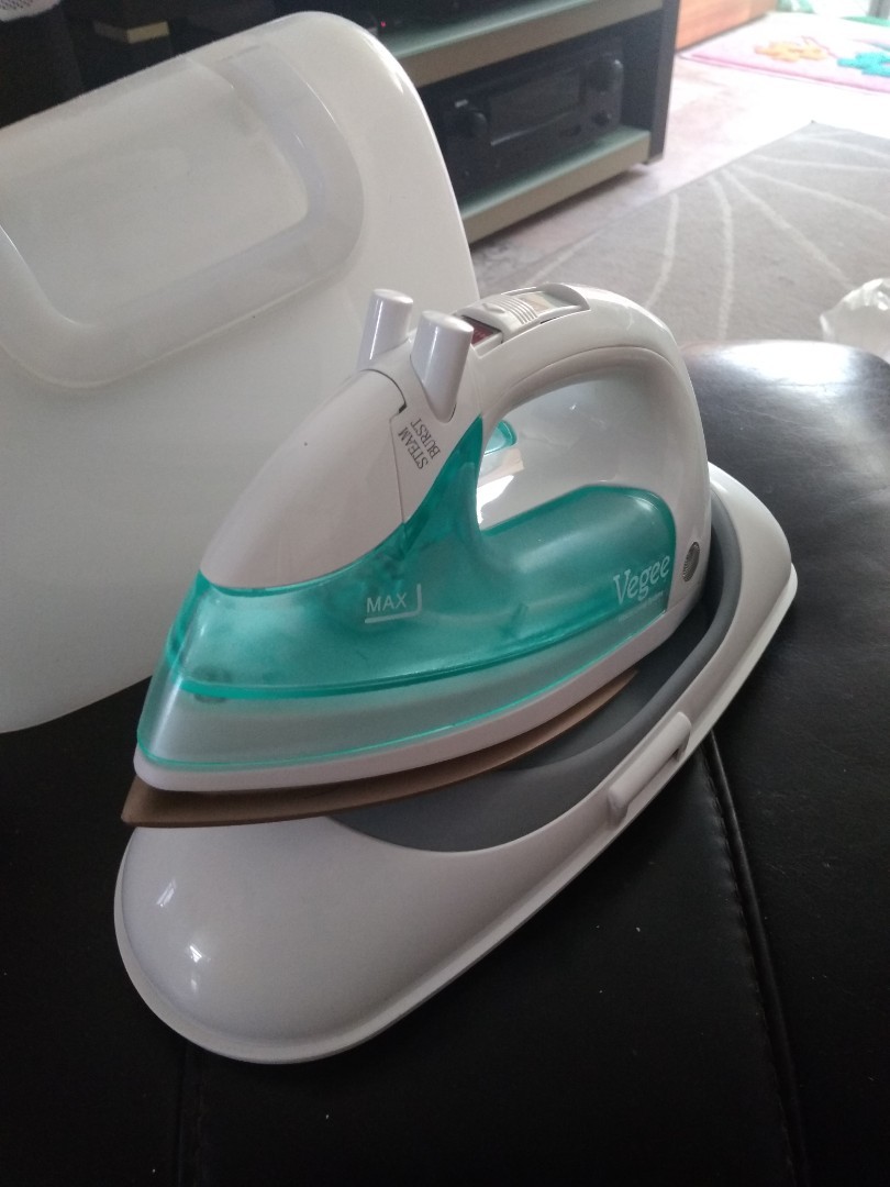 Hitachi Wireless Iron, TV & Home Appliances, Irons & Steamers on Carousell