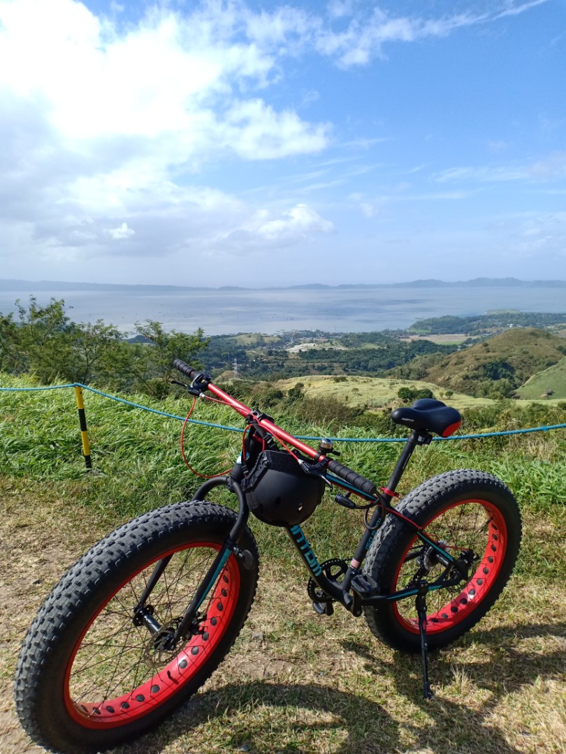 Phantom Blast fat bike 4.9 tires, Sports Equipment, Bicycles & Parts ...