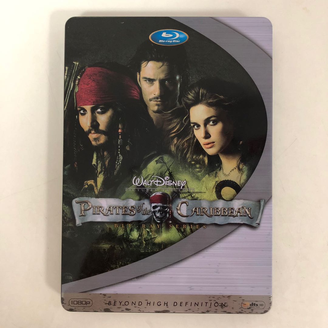 Pirates of the Caribbean Blu-ray DVDs ( 4 discs ), Hobbies & Toys ...