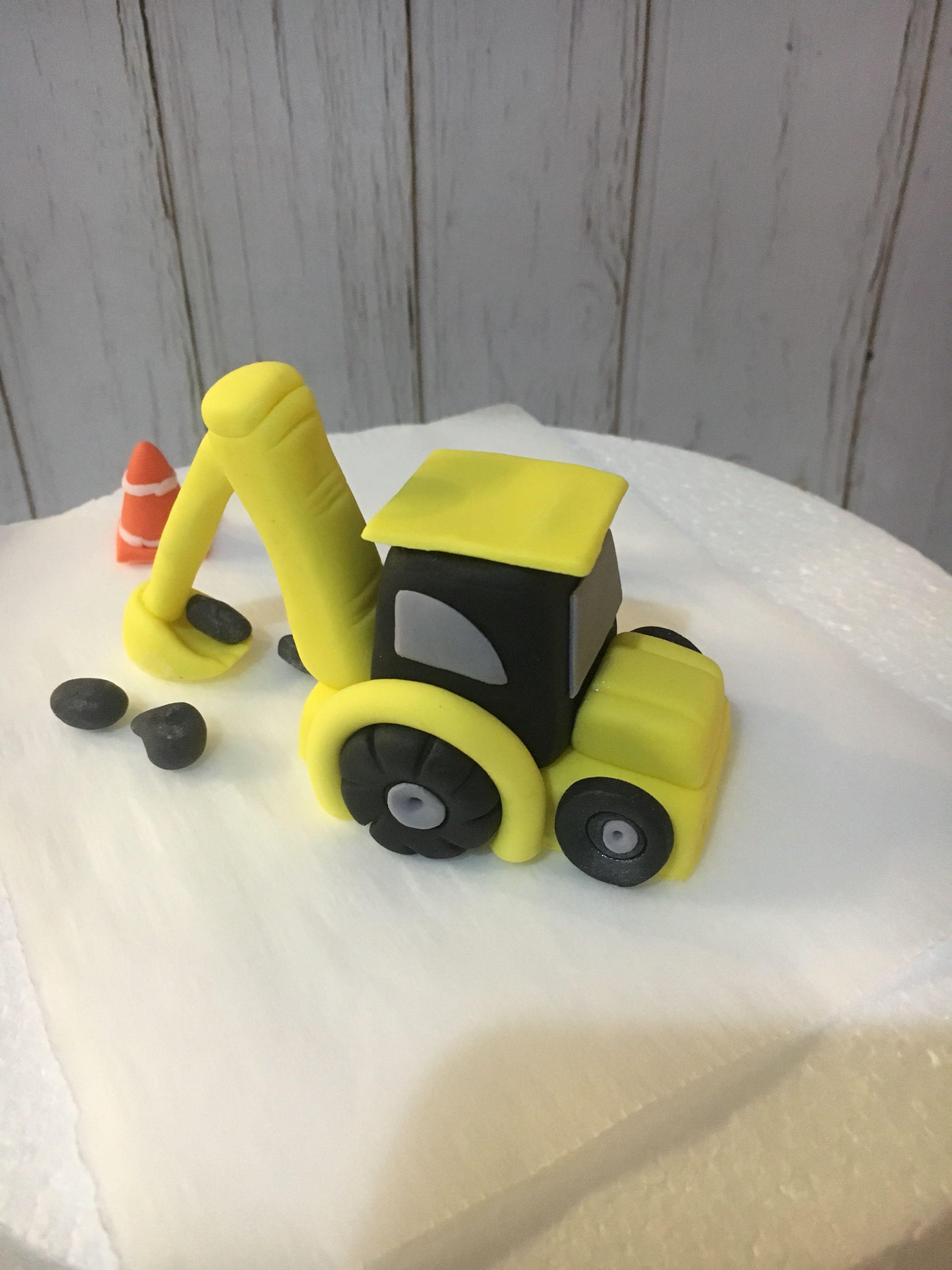 Custom Fondant Topper-Digger, Hobbies & Toys, Stationery & Craft, Craft ...