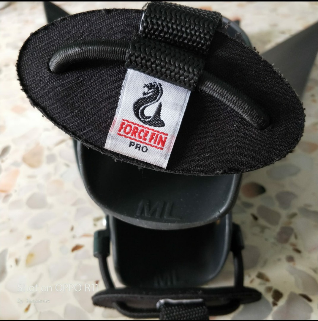 Force Fin PRO Scuba fins, Sports Equipment, Sports & Games, Water Sports on Carousell