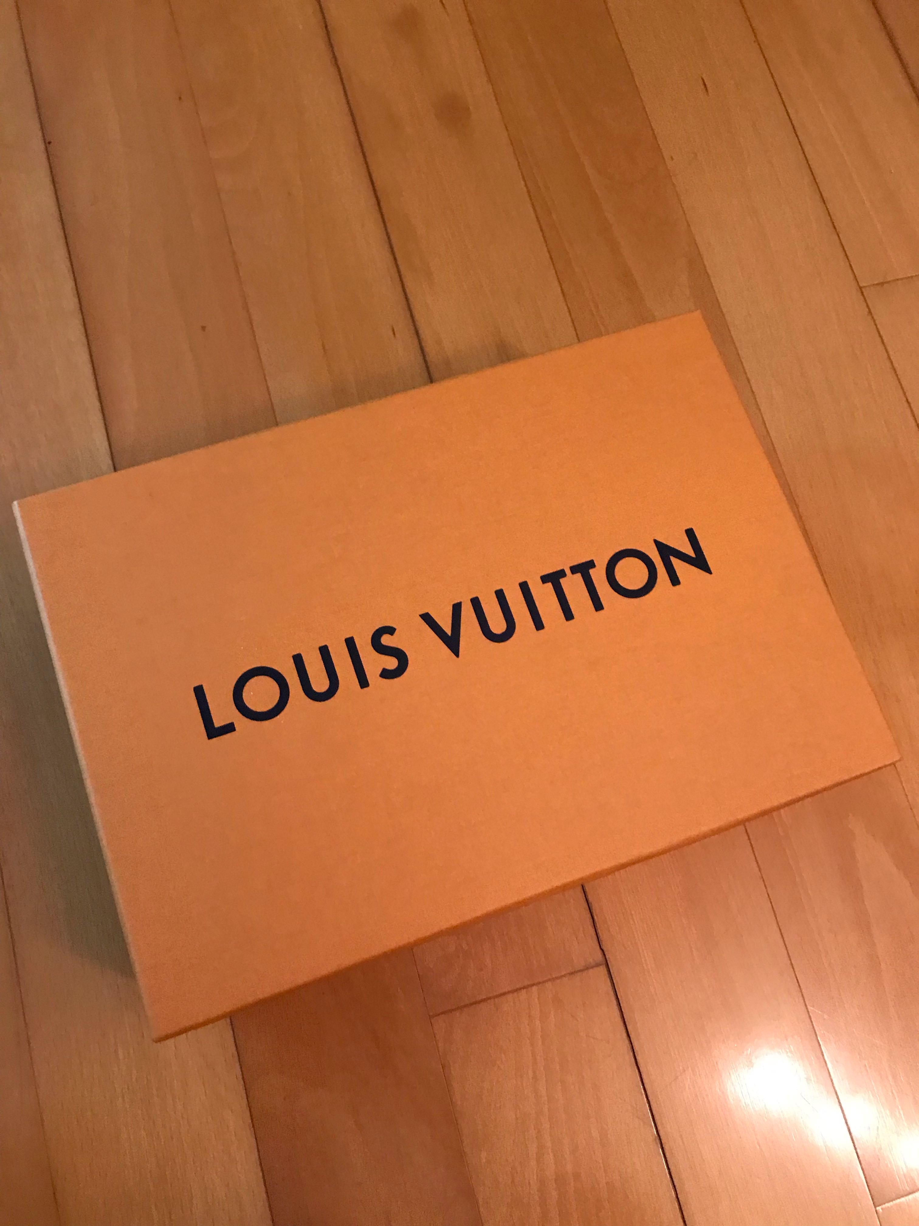 LV 盒 Louis Vuitton box, 名牌, 服裝 - Carousell