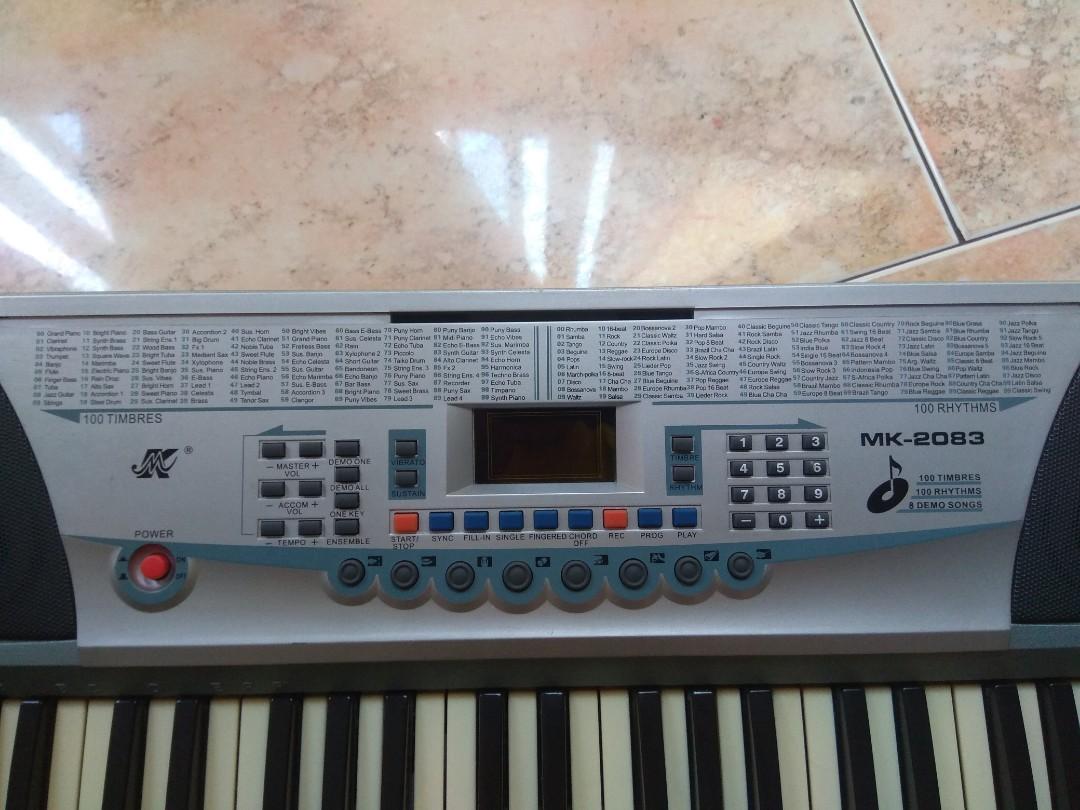 MK - 2083 keyboard, Hobbies & Toys, Music & Media, Musical Instruments ...