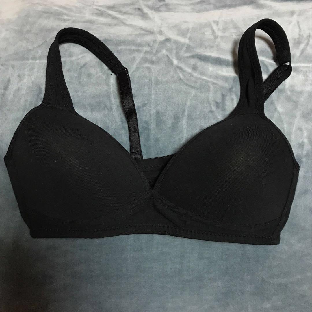 Black Bra 32b , Women's Fashion, Tops, Sleeveless on Carousell
