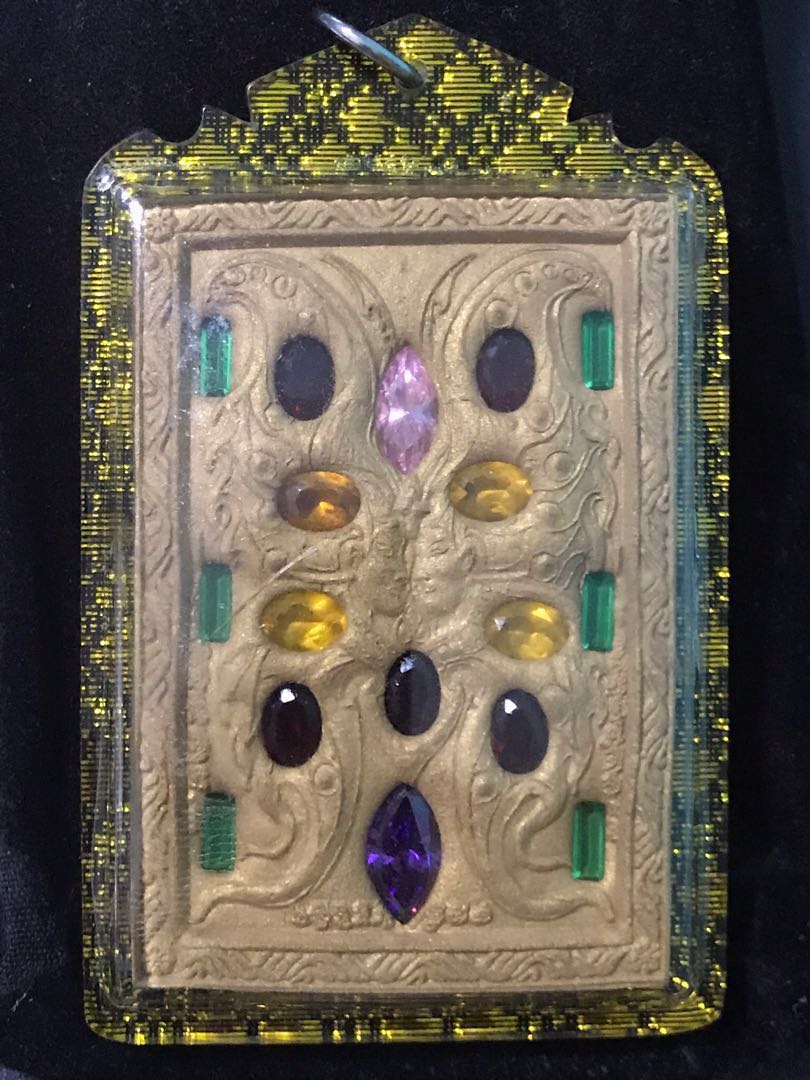 Kruba Krissana Jumbo Roman, Hobbies & Toys, Memorabilia & Collectibles ...