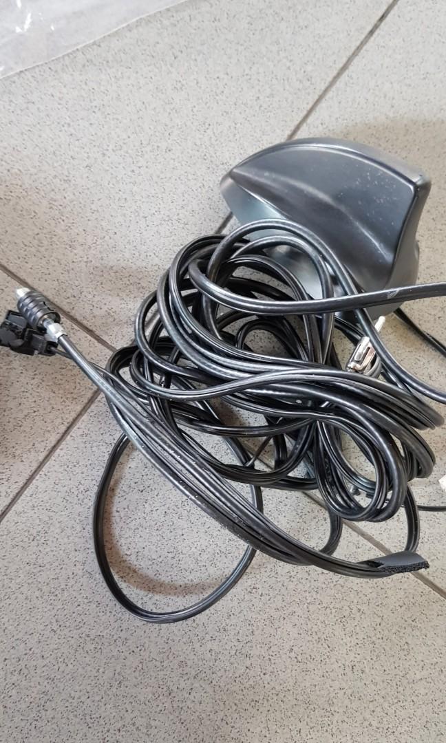 Shark fin antenna with ariel cable for quick sale, Car Accessories ...