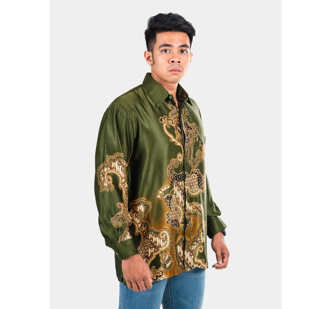 Truna Batik Klasik Symphony Green, Men's Fashion, Tops & Sets, Formal ...