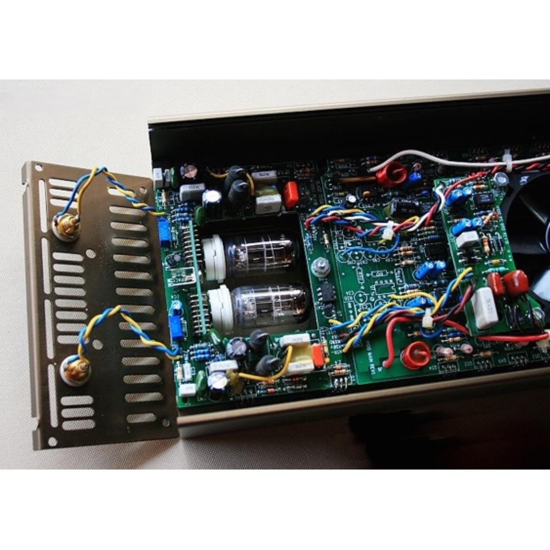 BLADE TECHNOLOGIES AVANTI VTH100 2 CHANNEL TUBED CAR AMPLIFIER, Car ...