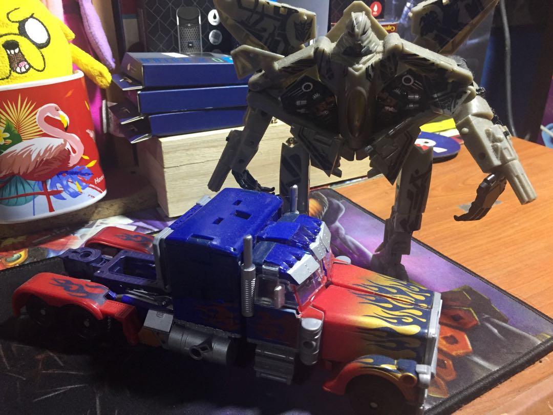Bootleg!!!Transformer optimus prime and sky scream, Hobbies & Toys ...